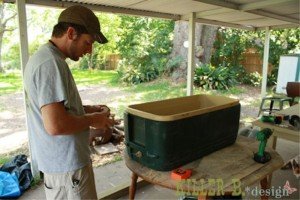 She Transformed An Old Rustic Cooler Into Something Awesome for Only ...