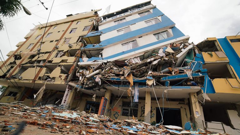 The Ultimate Earthquake Survival Tips That Will Really Save Your Life ...