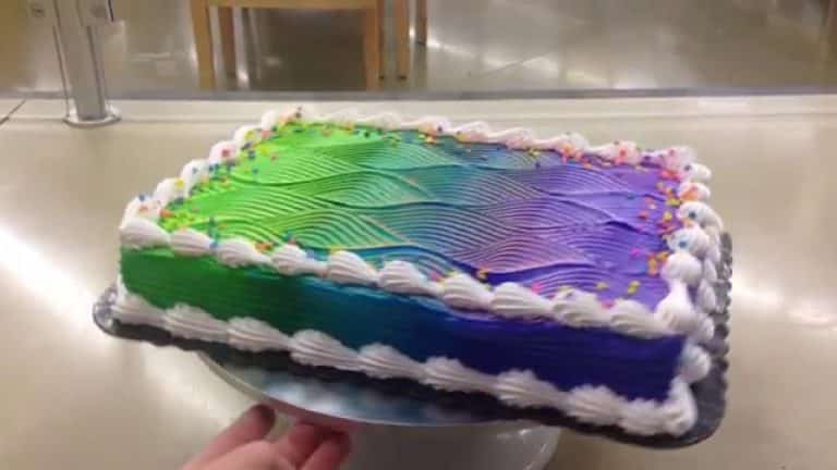 Watch How This Optical Illusion Cake Magically Change Colors As It ...
