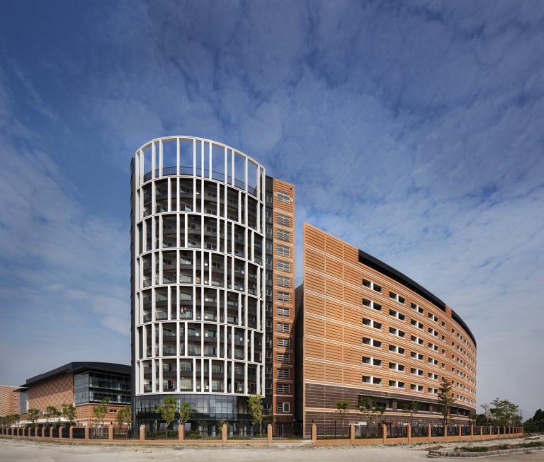 15 Most Beautiful Schools From Around the World – Elite Readers