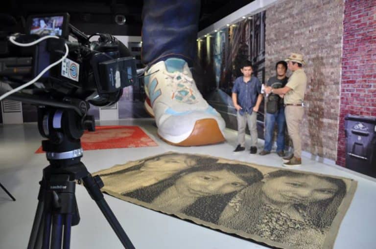 Filipino Pixel Artist Uses Duct Tape, Lipstick, and Even Blood To ...