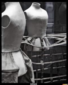 Crinoline: The Deadly Victorian Fashion Piece That Burned Over 3,000 ...