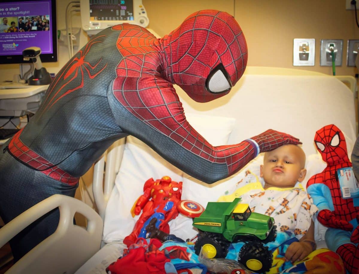 Personal Trainer Suits Up As Spider-Man To Visit Sick Children – Elite ...