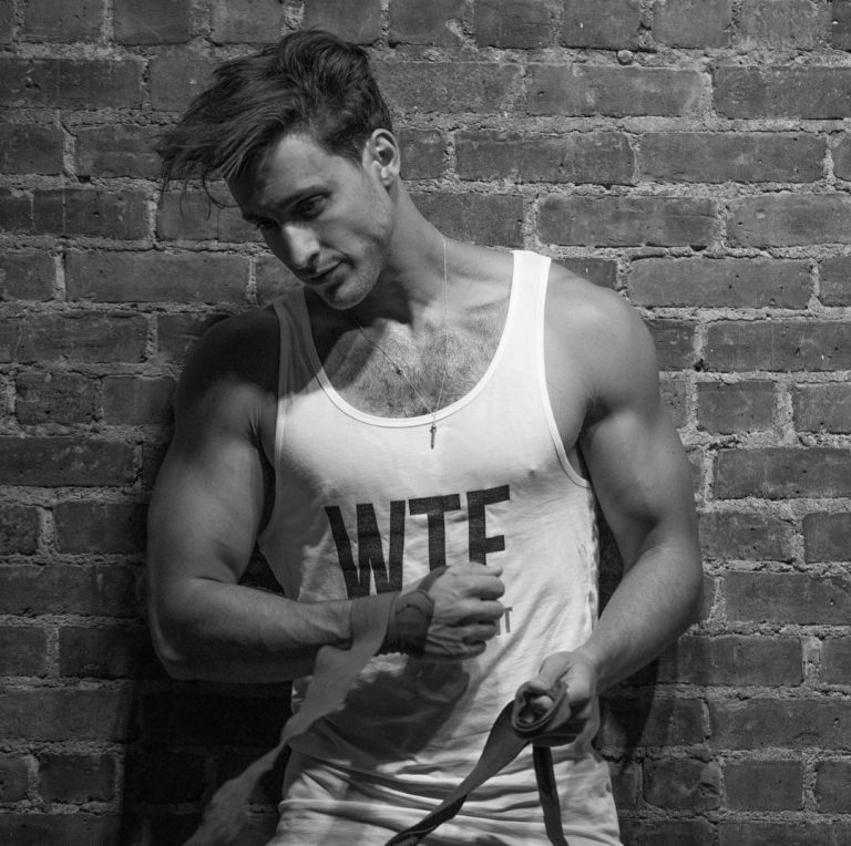 13 Doctors That Are So Hot, You Won’t Mind Being A Patient – Elite Readers