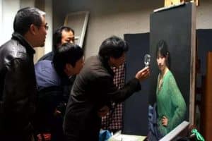 Amazing Chinese Artist Paints Super-Realistic Images – Elite Readers