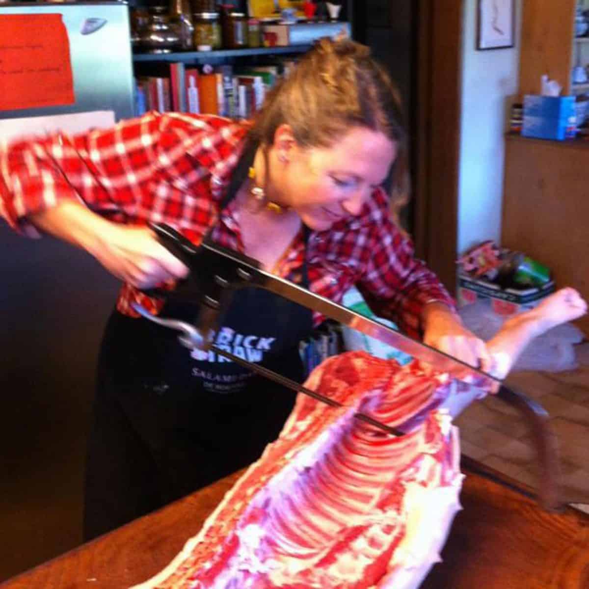 Vegetarian Woman Eats A Burger, Later Decides To Become A Butcher ...