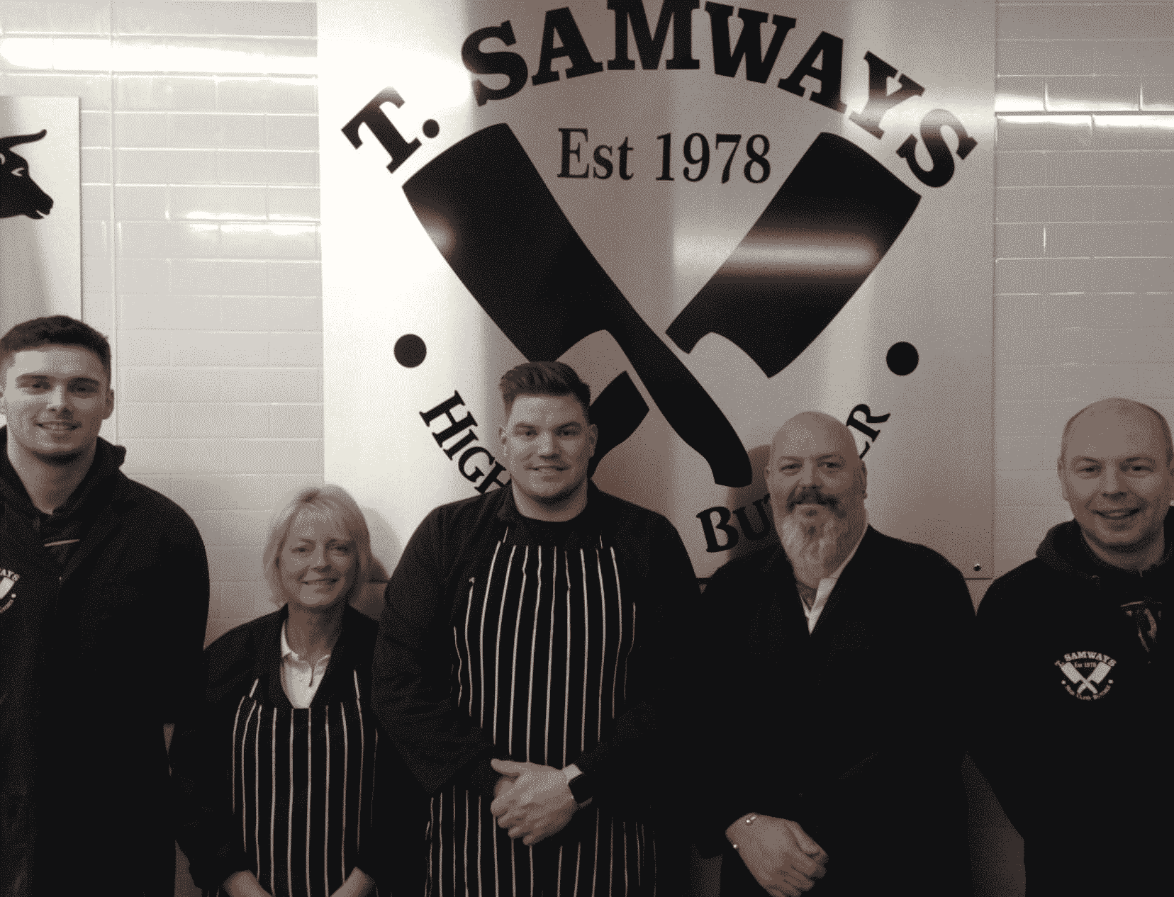 Butcher Trolls Vegans By Making Carrot-Shaped Pork – Elite Readers