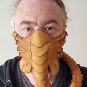 Artist Creates Alien-Inspired Facehugger Face Mask – Elite Readers