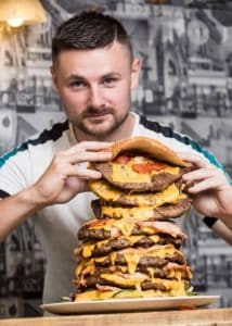 Food Challenge: Eat This 12kg Burger Within 1 Hour And It’s Yours For ...