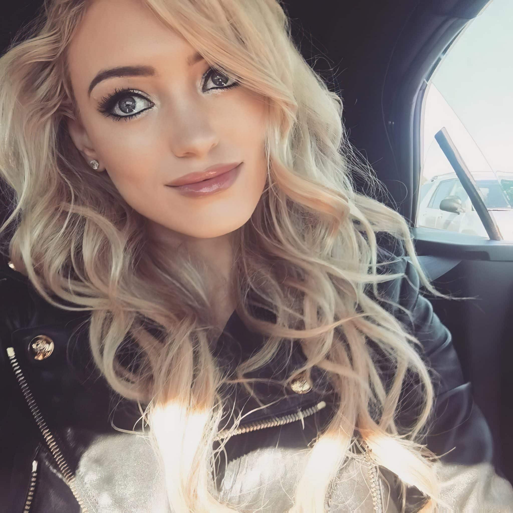 Meet The Gorgeous Actress Who Portrayed Zombie Queen In ‘Army Of The ...